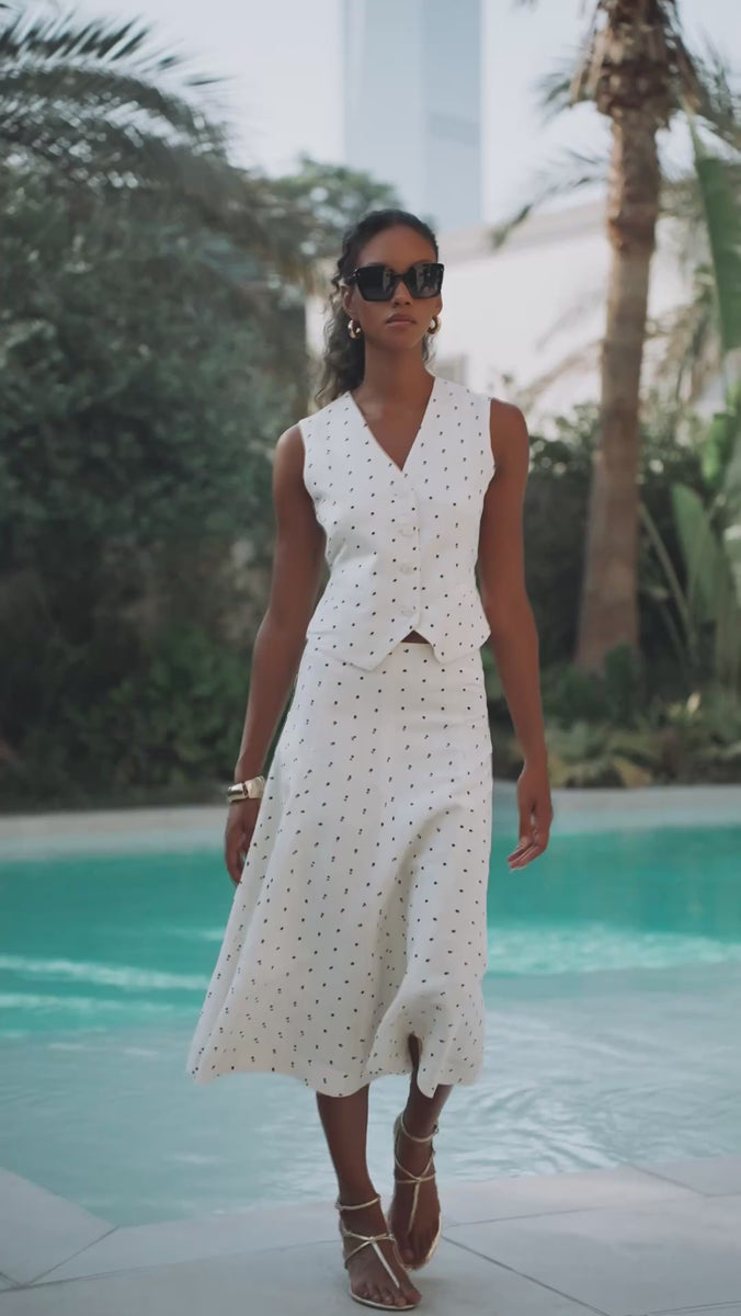 GABBY VEST - OFF WHITE/SNOW POLKA – CHIC LE FRIQUE